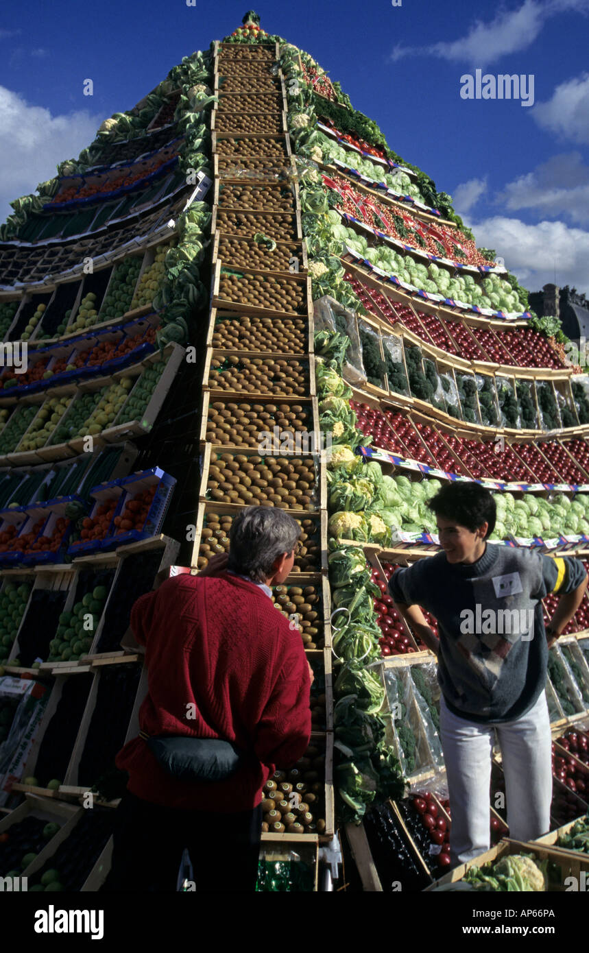 Paris, riots, farmers make their protests 1995 Stock Photo - Alamy