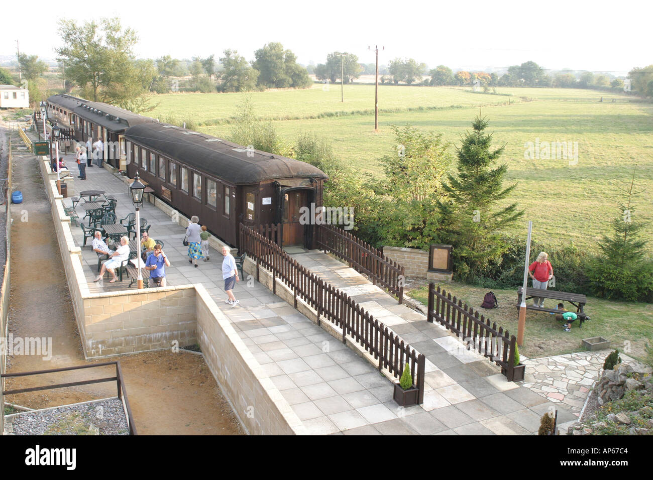 Platform of the Swindon and Cricklade Railway Stock Photo - Alamy
