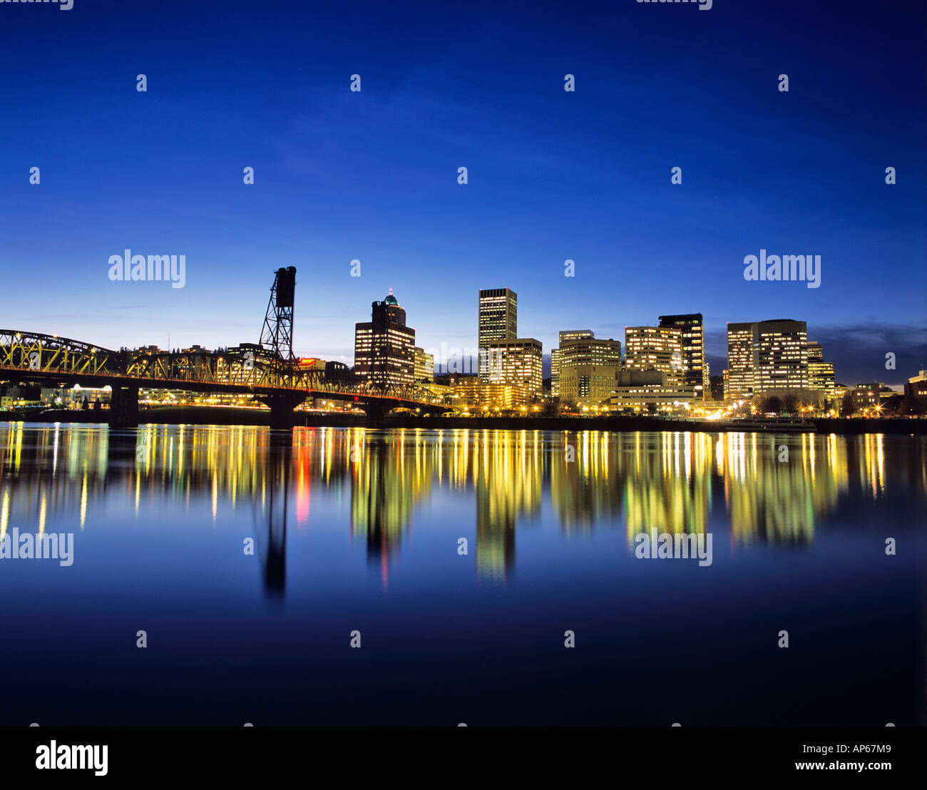 Portland Oregon skyline from across the Willamette River Stock Photo ...