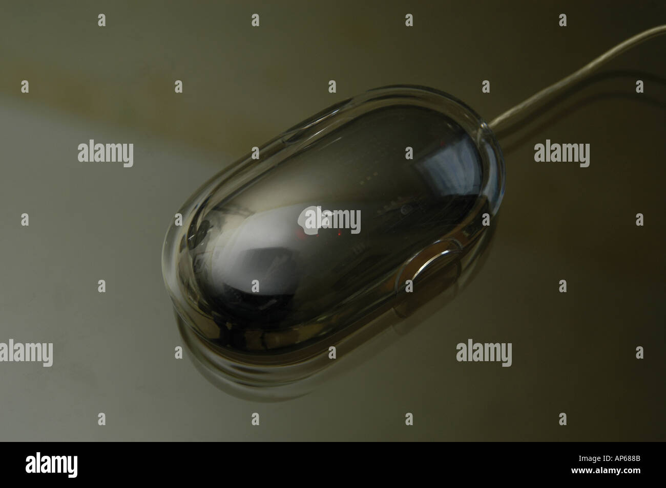 Apple Mac Mouse - clear version Stock Photo - Alamy