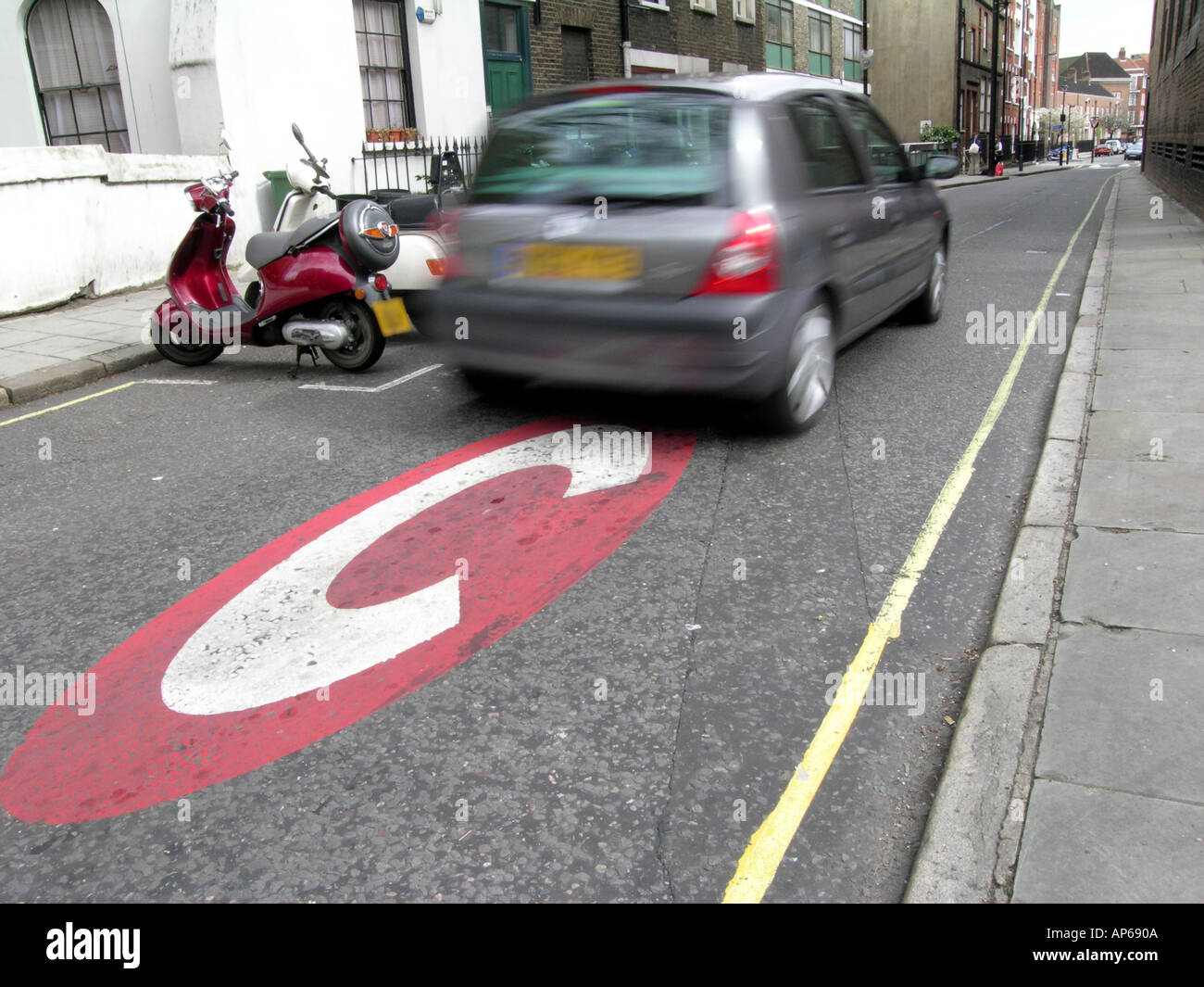 Car entering the Congestion Charge charging Zone in Central London ...