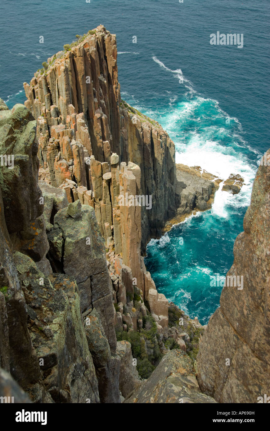 Sea cliffs at Cape Raoul Stock Photo - Alamy