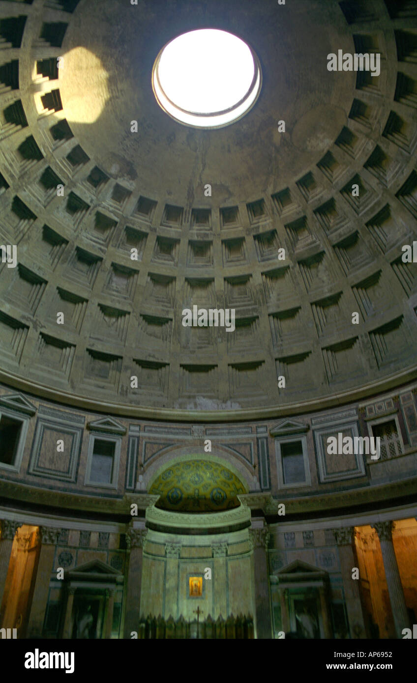 Parthenon interior Rome Italy Stock Photo - Alamy