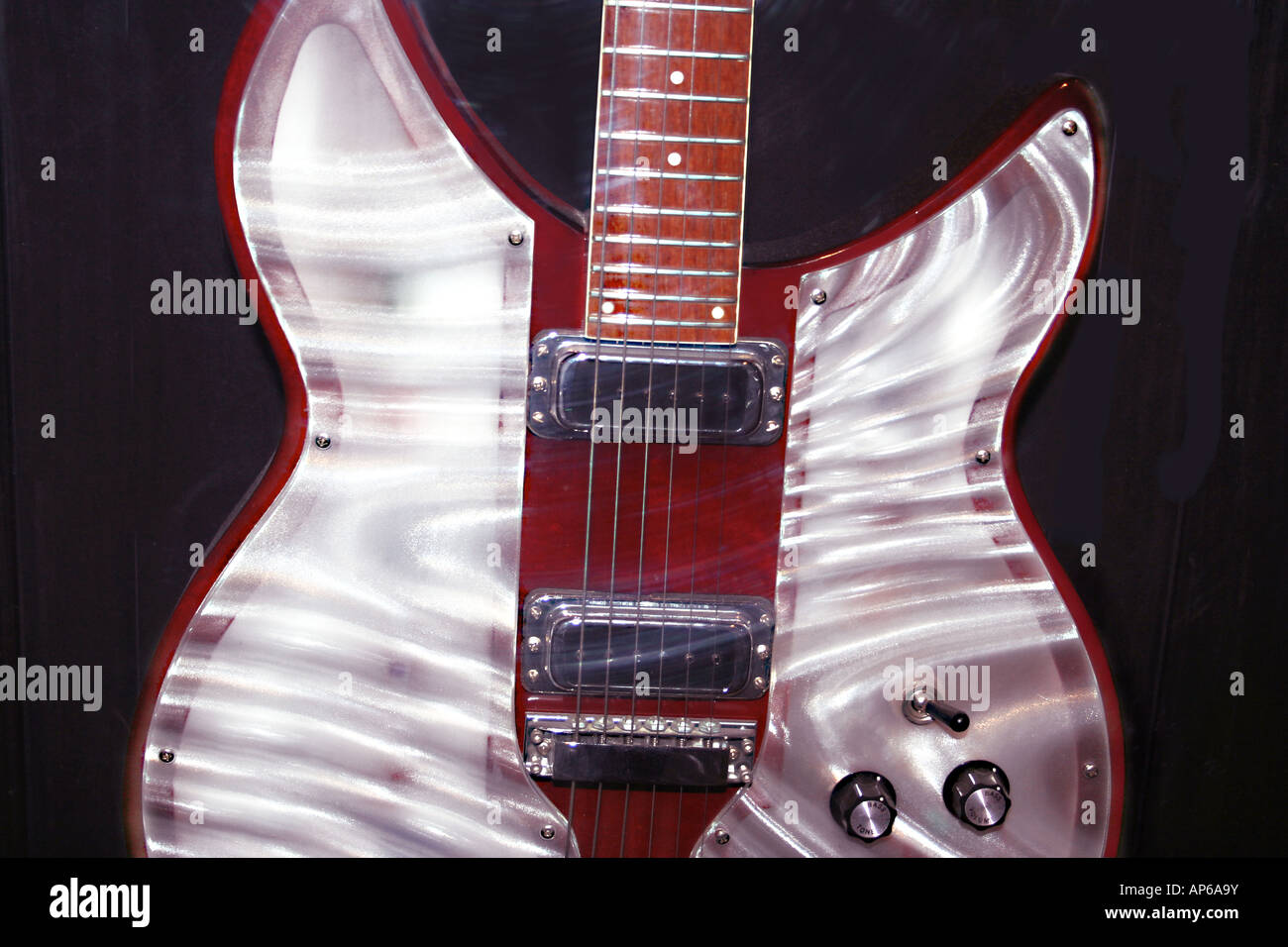 Silver Guitar High Resolution Stock Photography and Images - Alamy