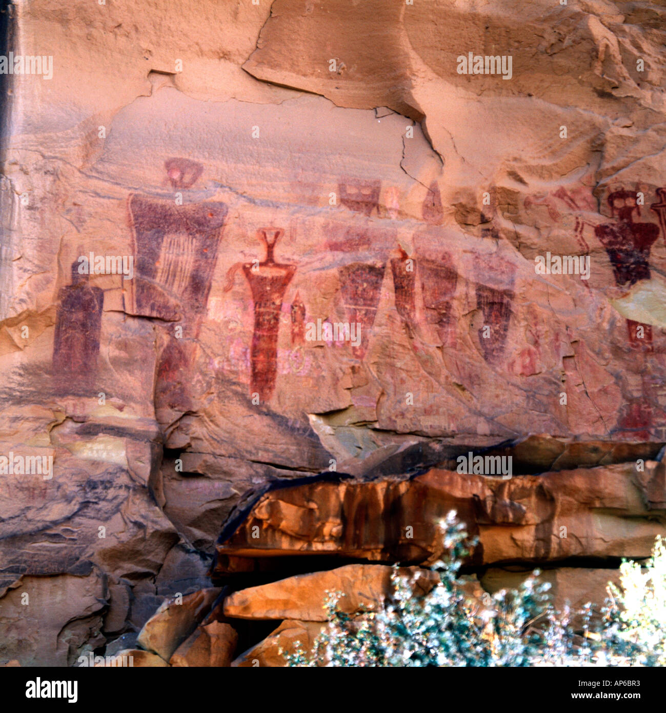 Pictographs in Thompson Canyon Utah of human figures Stock Photo - Alamy