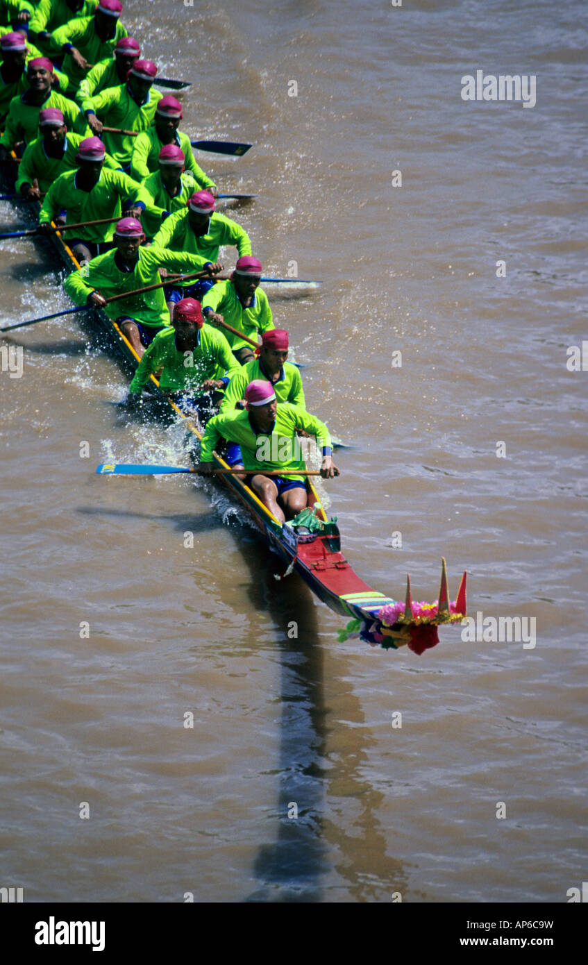 Dragon boat racing in Nan,Thailand Stock Photo - Alamy