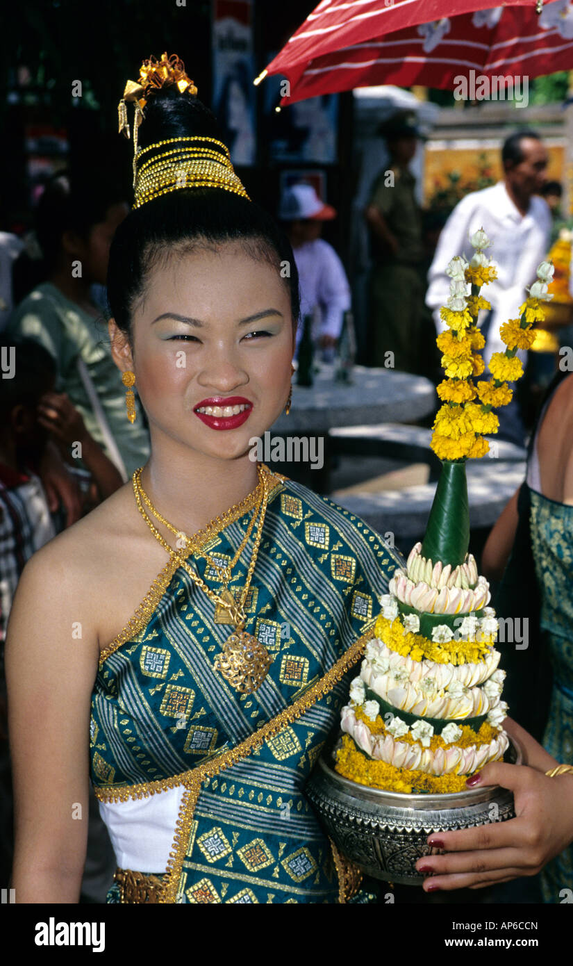 Laotian lady in traditional costume Stock Photo - Alamy