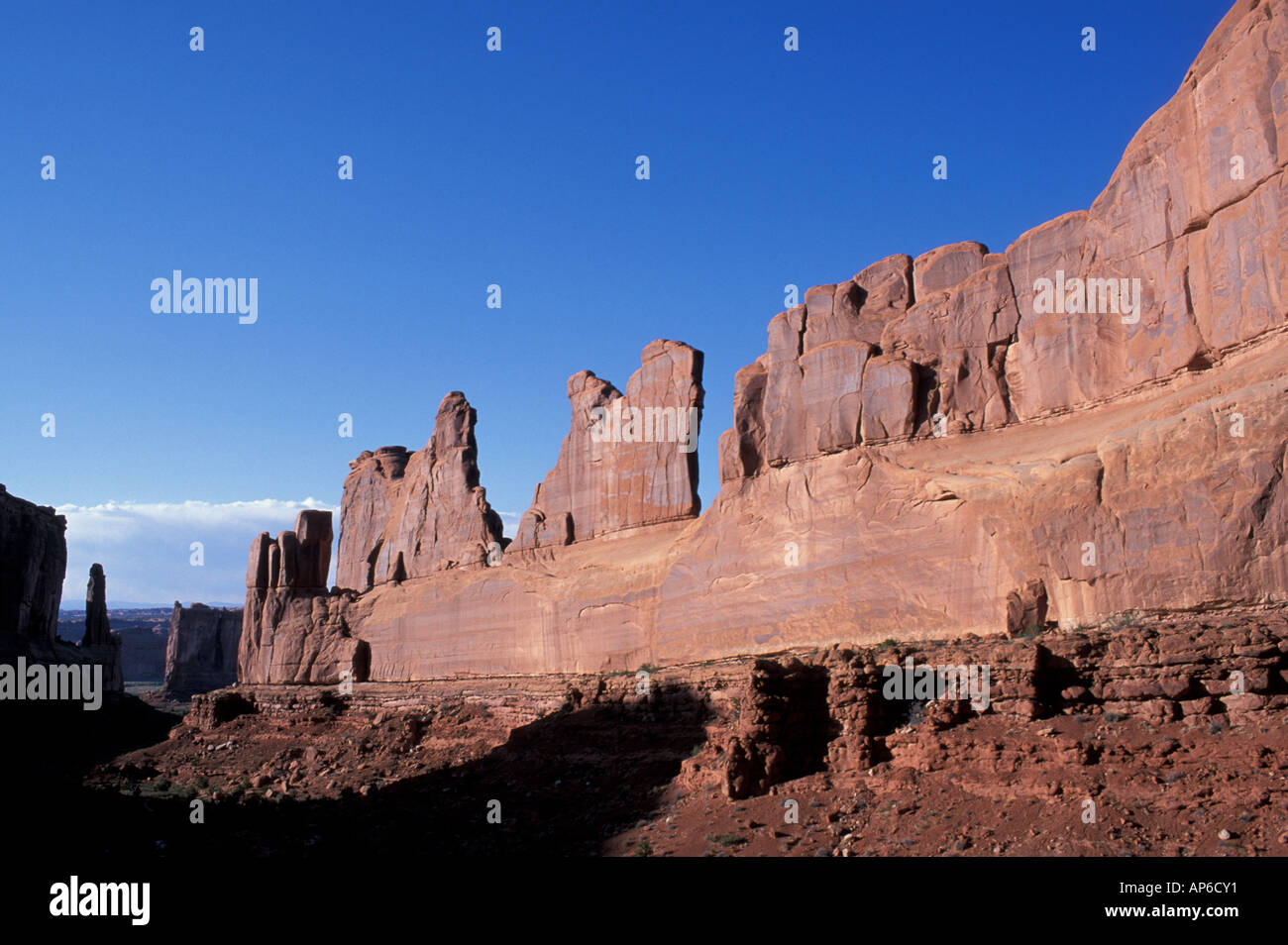 Arches National Park, UT Entrada sandstone formations in the Utah ...