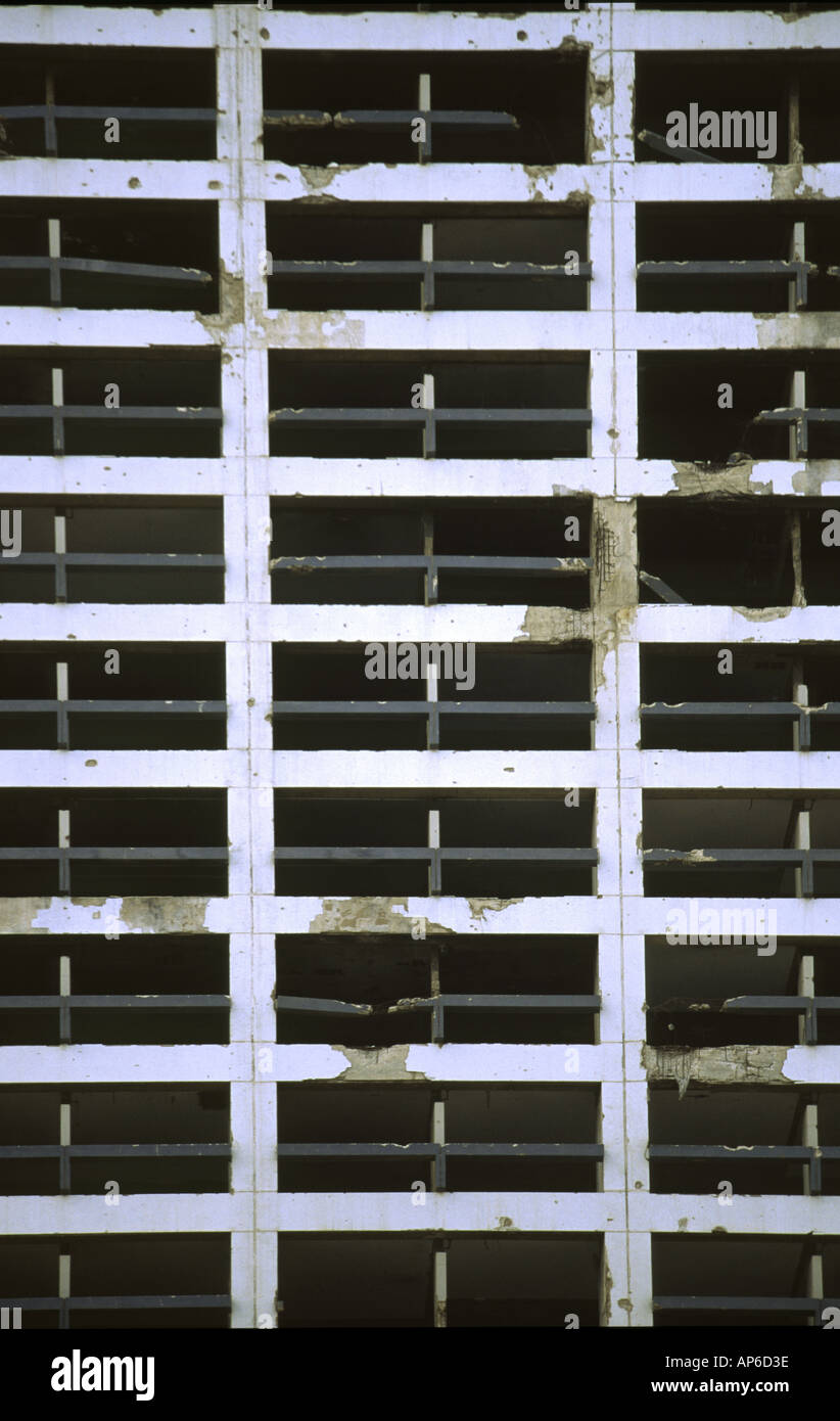 Shell of building Beirut Stock Photo - Alamy