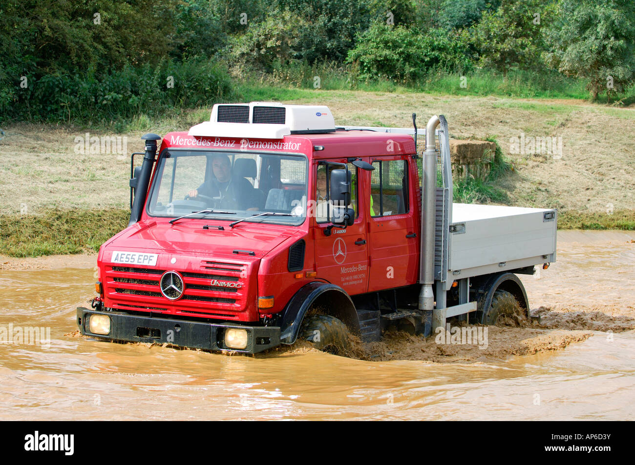 mercedes unimog being driven off road Stock Photo - Alamy
