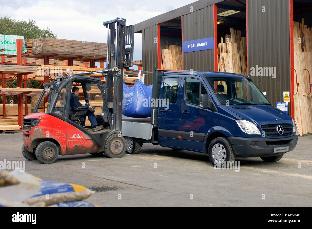 mercedes benz sprinter side loader van in builders merchants yard Stock ...