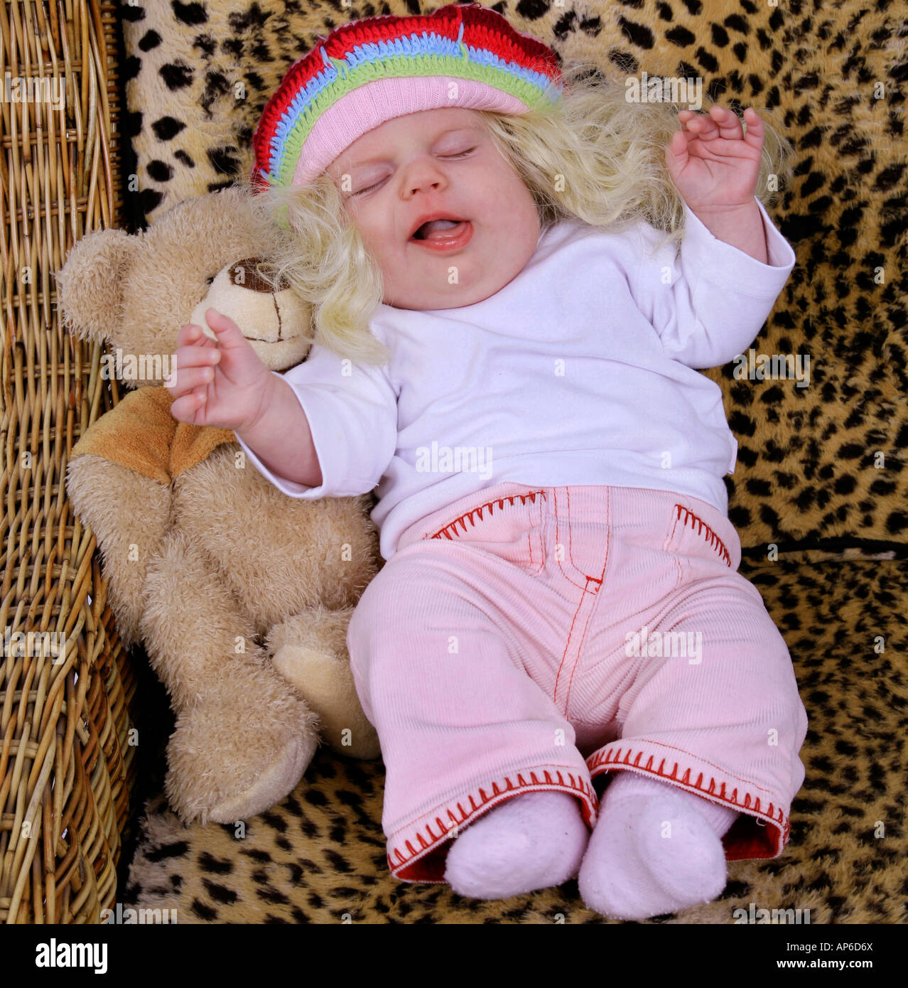Gaping baby hi-res stock photography and images - Alamy