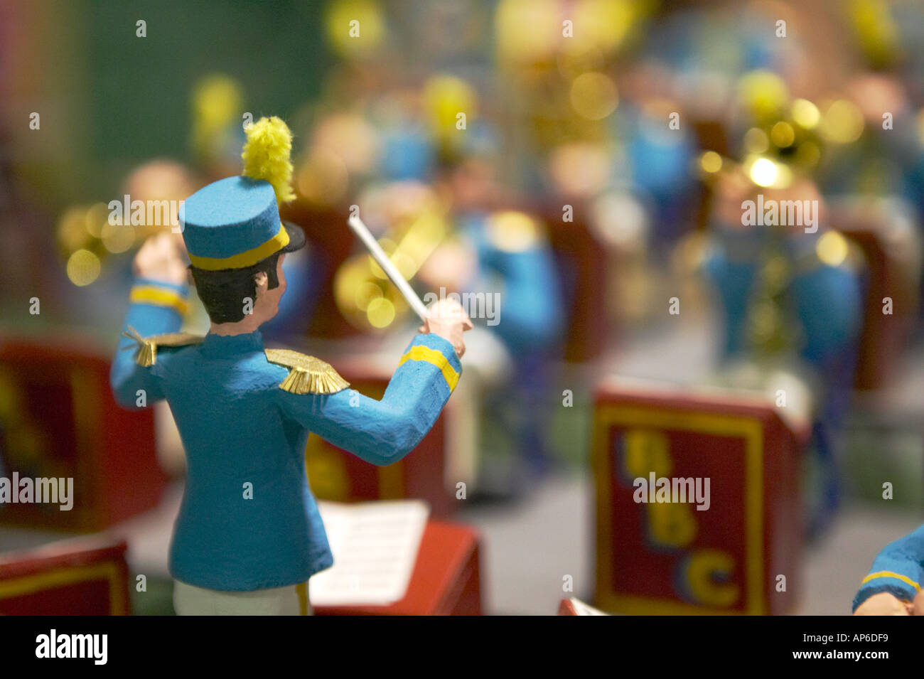 Circus orchestra hi-res stock photography and images - Alamy