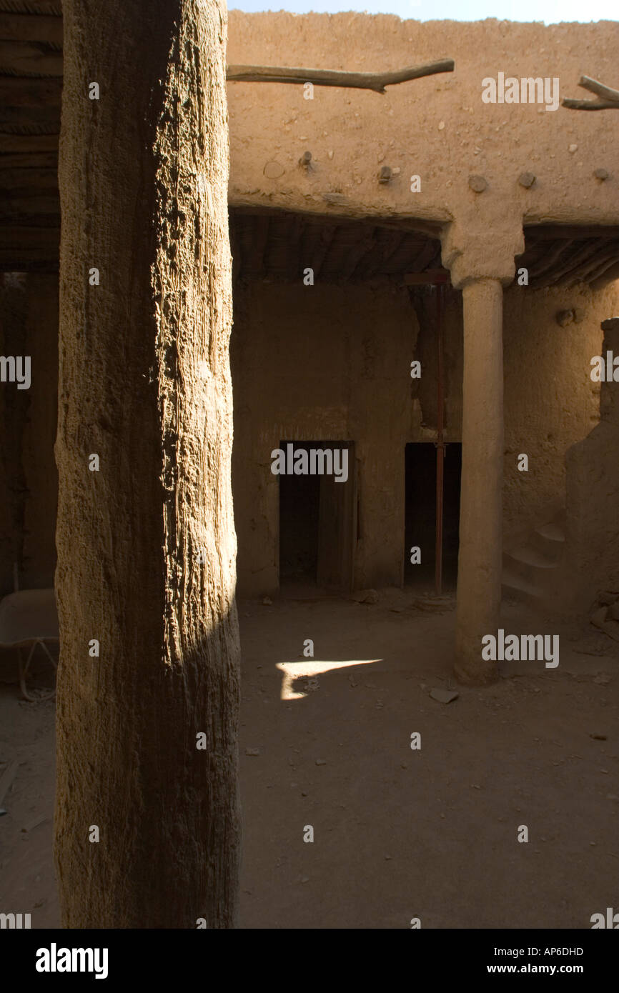 window of mud brick dwelling abandoned city Old Diriyah, KSA Stock ...