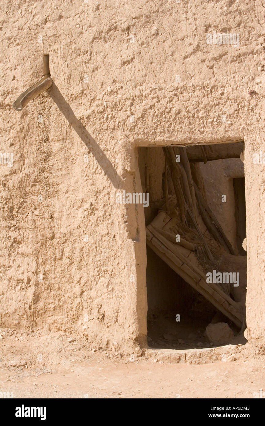 window of mud brick dwelling abandoned city Old Diriyah, KSA Stock ...