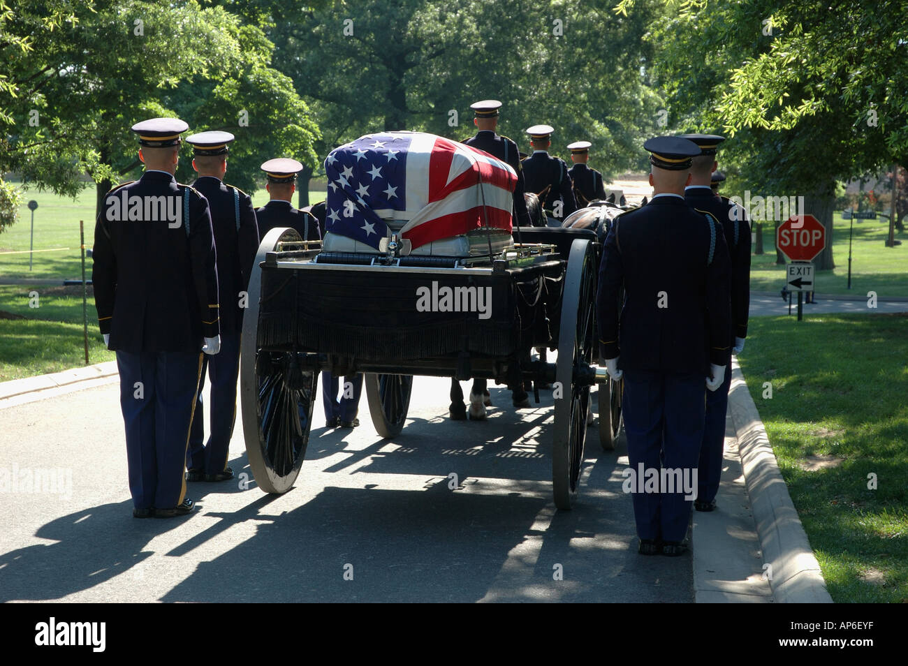 Arlington National Cemetery, Arlington, Virginia, Funeral with military ...