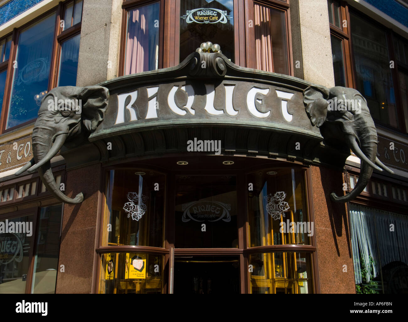 Leipzig germany cafe riquet leipzig hi-res stock photography and images ...