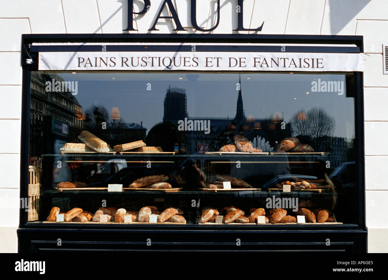 The display window of a bakery in Paris France Stock Photo - Alamy