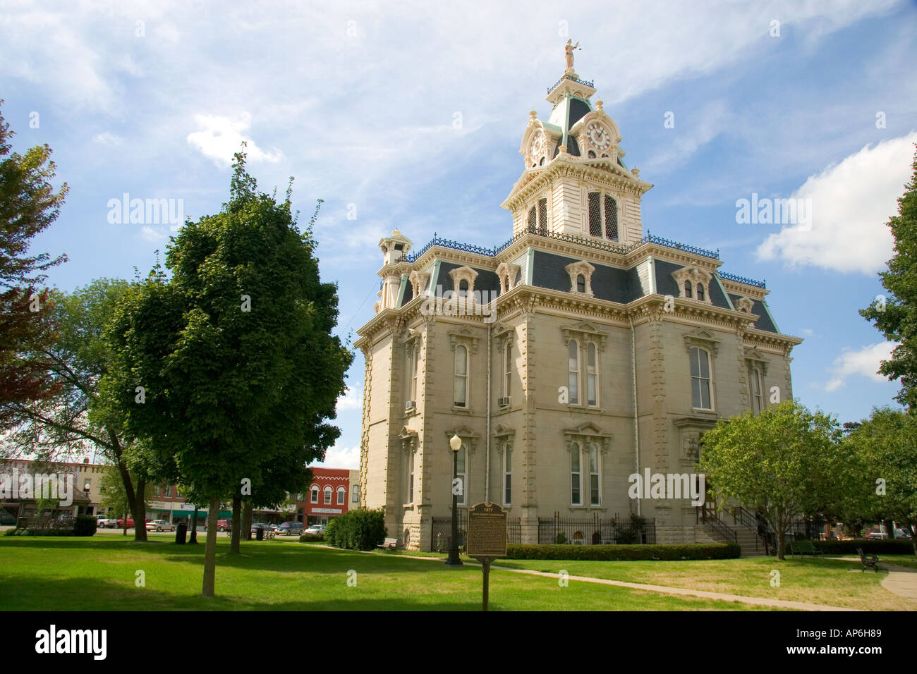 The courthouse in Davis County Bloomfield Iowa Stock Photo - Alamy