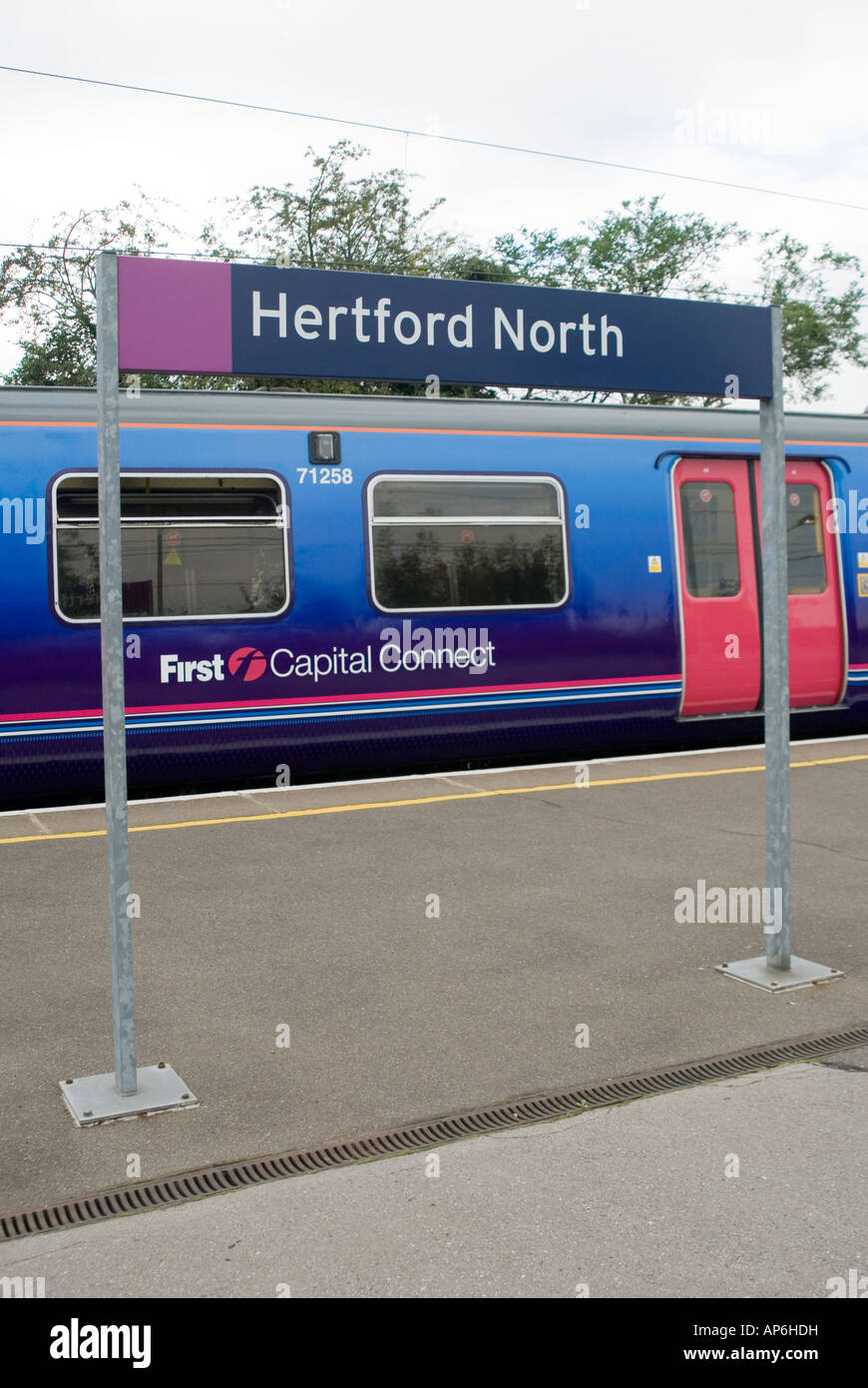 First capital connect train passing through Hertford North railway ...