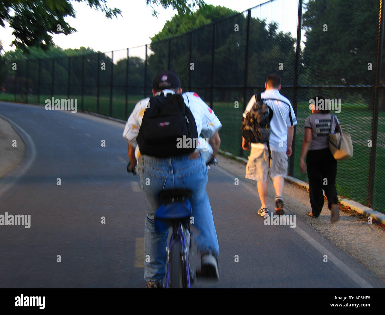 Chicago lakefront bicycle path on a summer evening Stock Photo - Alamy