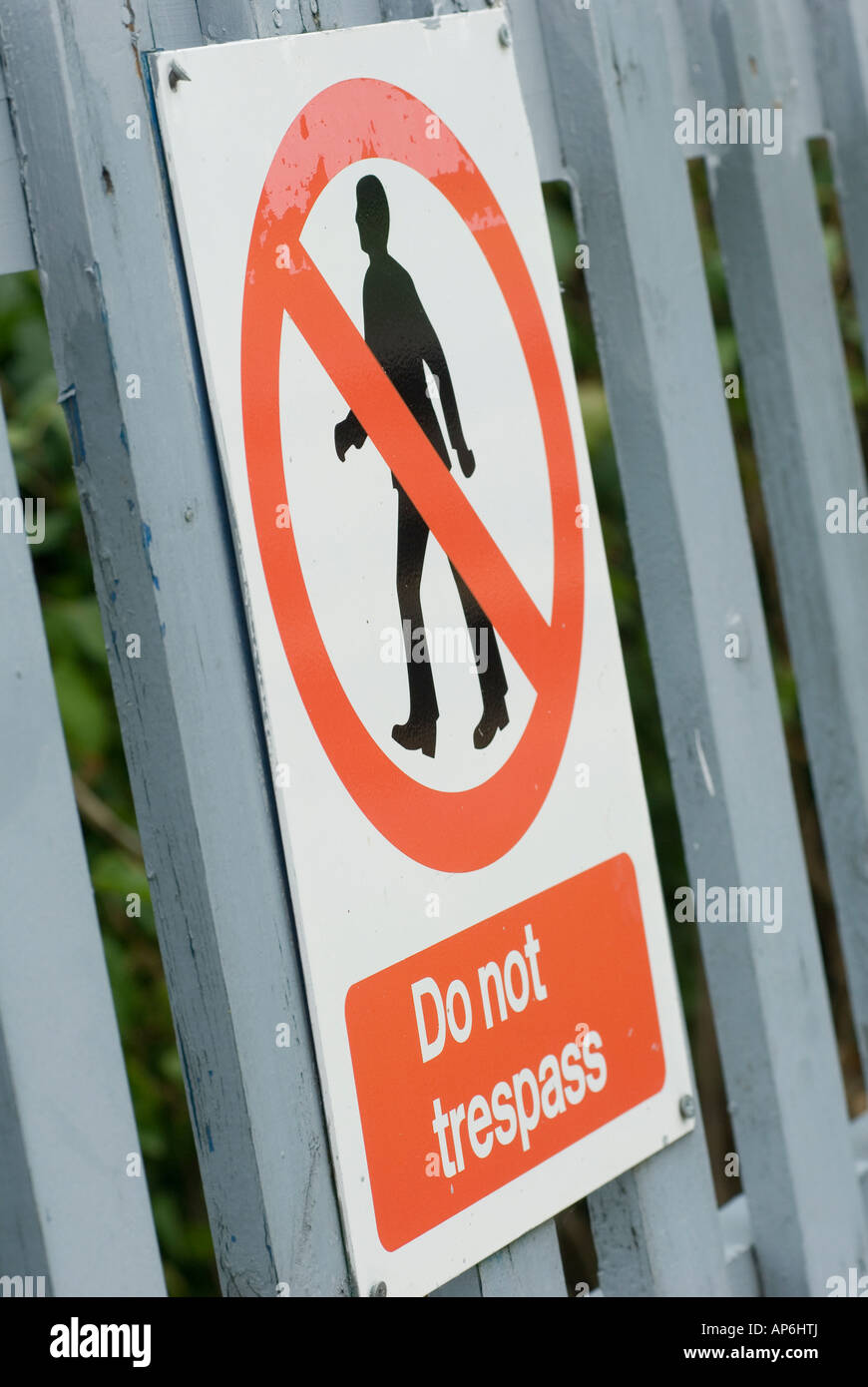 Do not trespass sign on a railway station fence in england Stock Photo ...