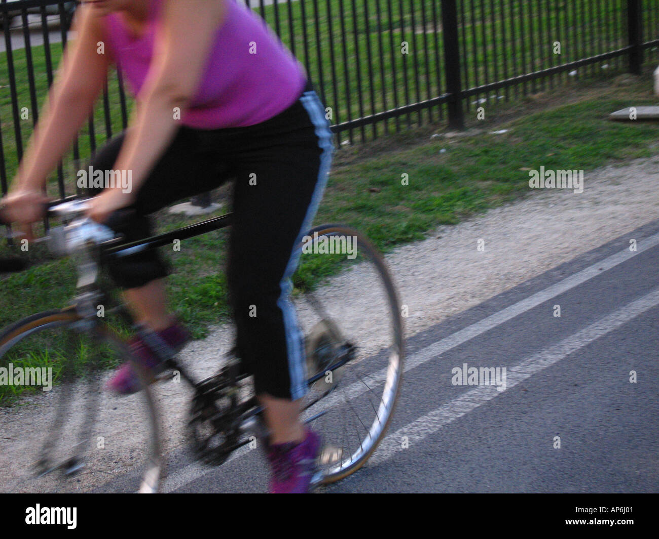 Chicago lakefront bicycle path on a summer evening Stock Photo - Alamy