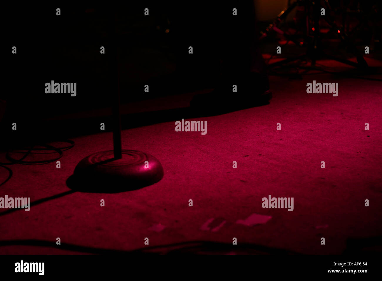 mike stand on a stage and shadow Stock Photo - Alamy