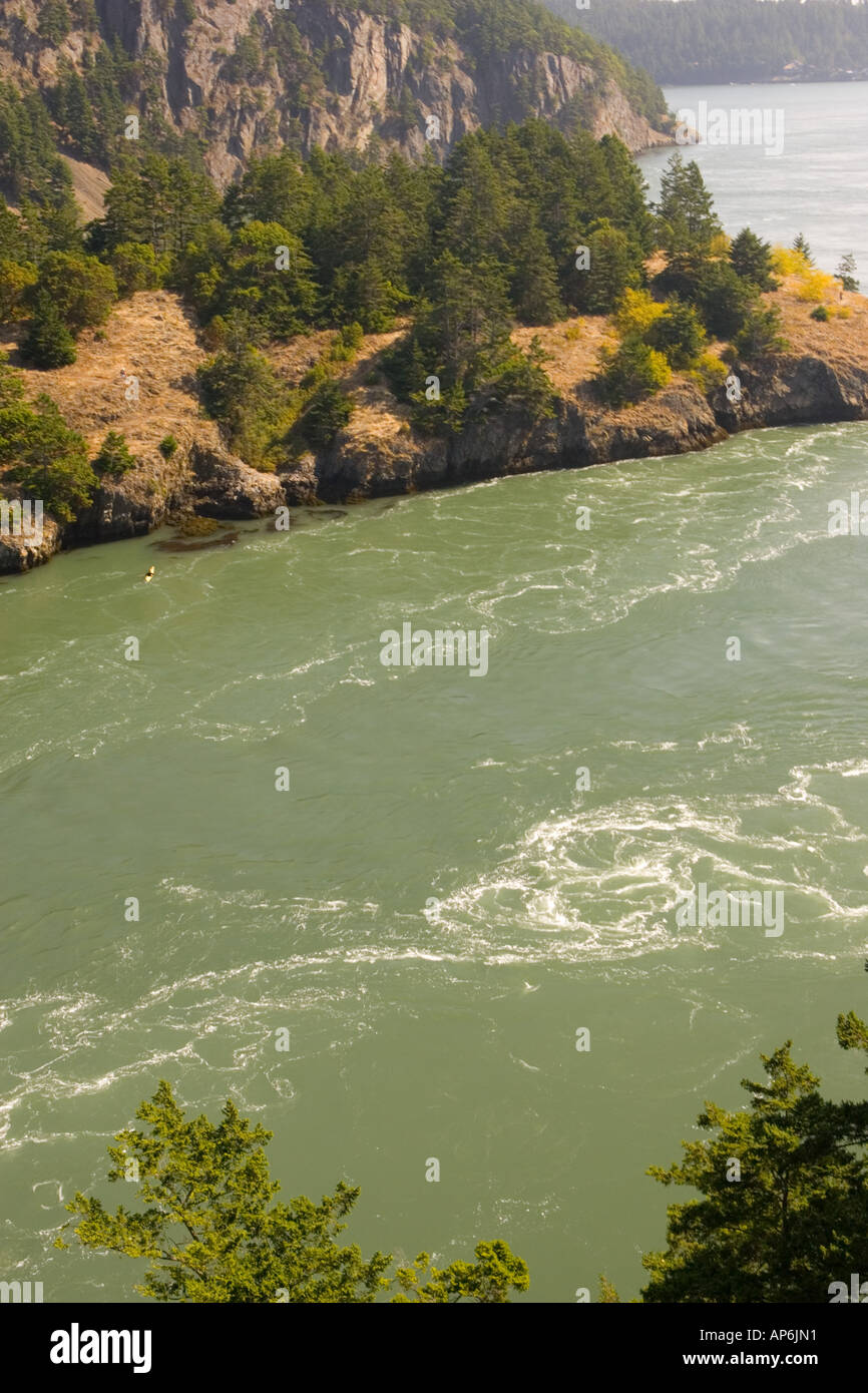 USA, Washington, Deception Pass State Park, view from Deception Pass ...