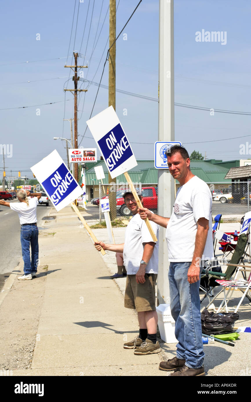 United Auto Workers on strike over pay cuts at a factory in Michigan MI ...