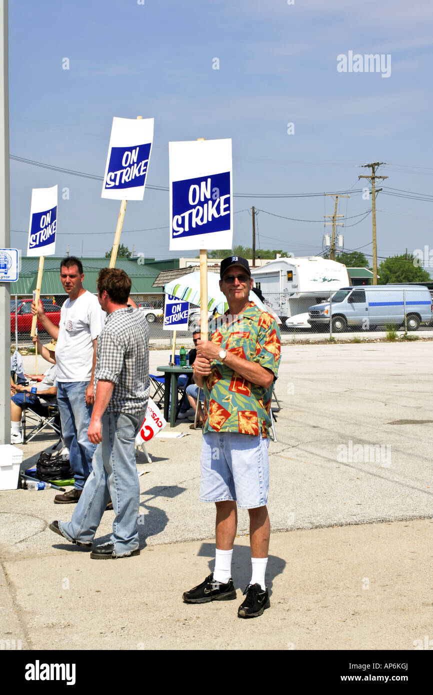 United Auto Workers on strike over pay cuts at a factory in Michigan MI ...