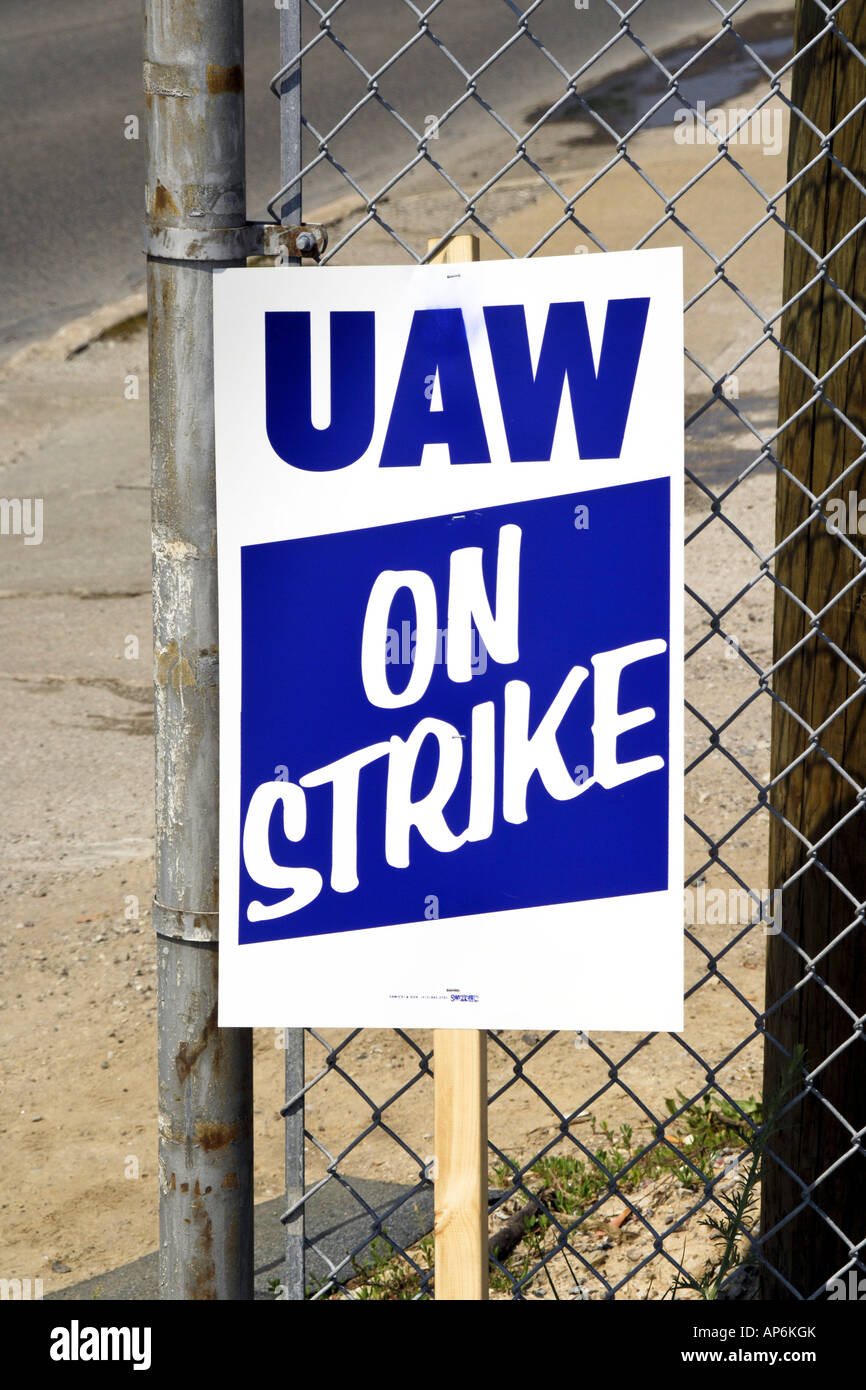United Auto Workers on strike over pay cuts at a factory in Michigan MI ...