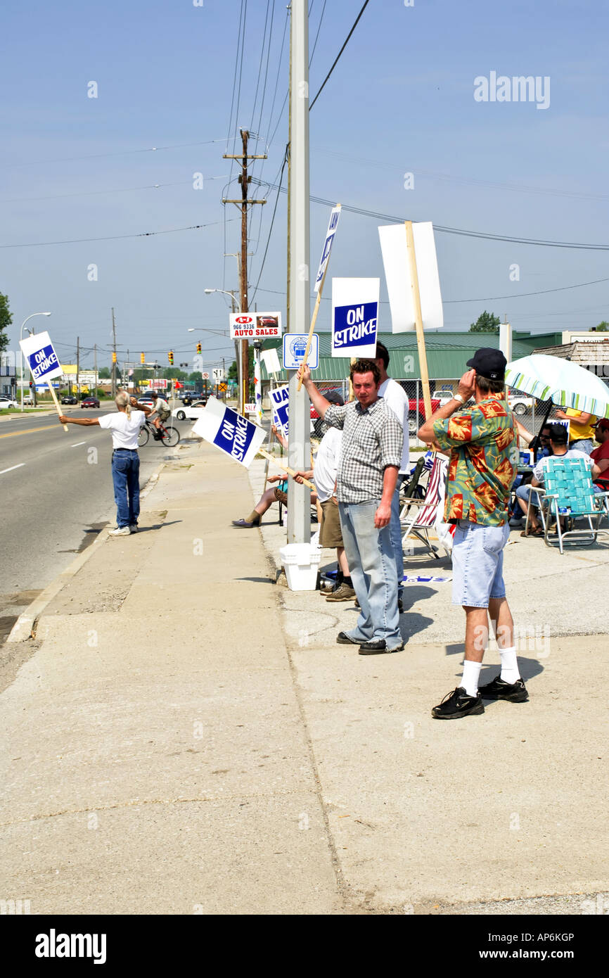 United Auto Workers on strike over pay cuts at a factory in Michigan MI ...