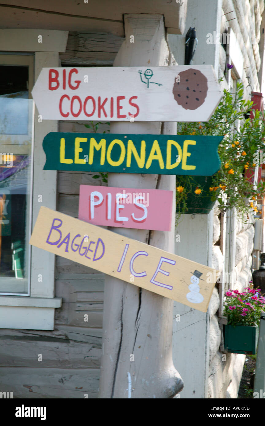 Talkeetna sign hi-res stock photography and images - Alamy