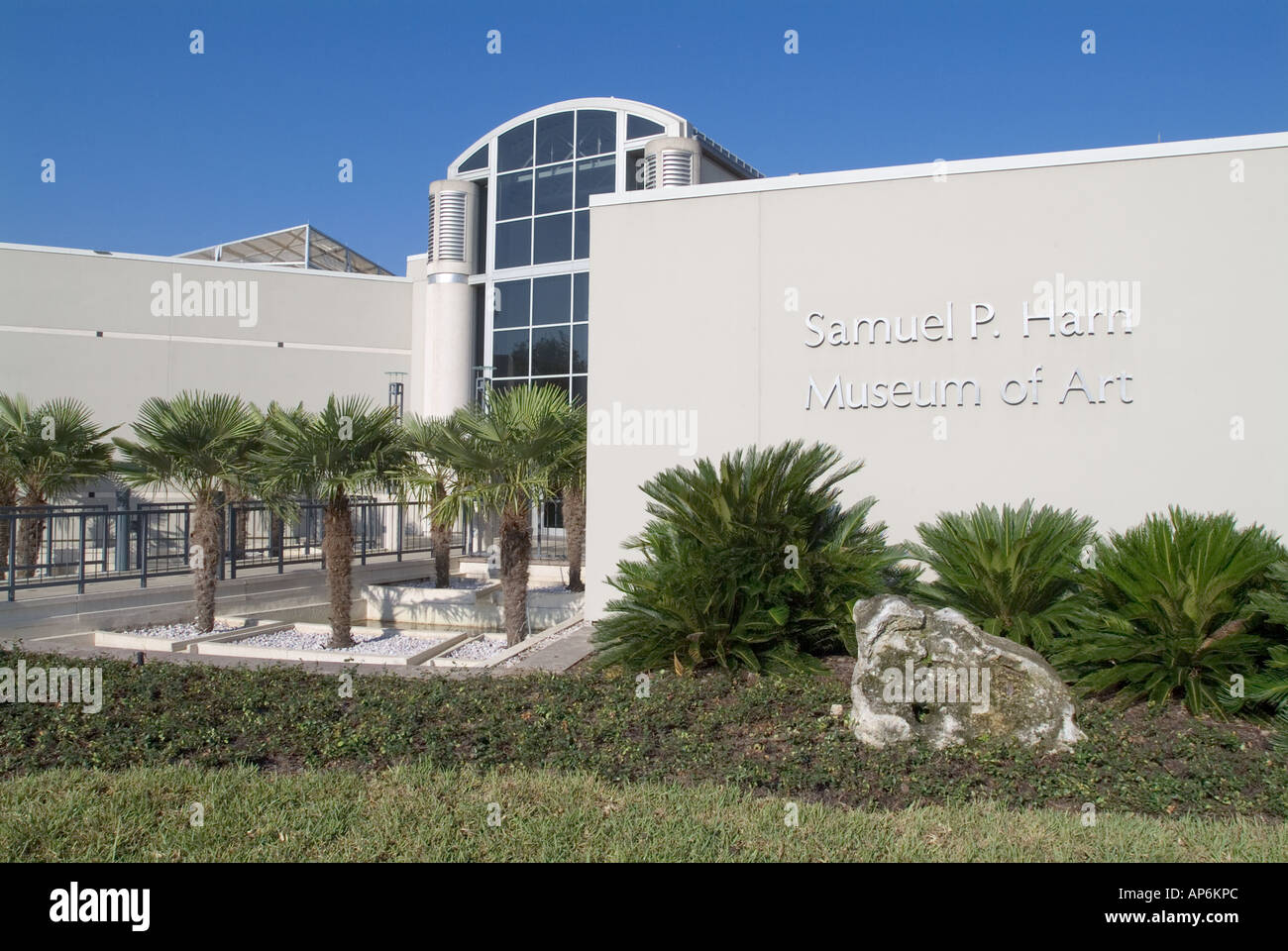 University of florida campus building hi-res stock photography and ...