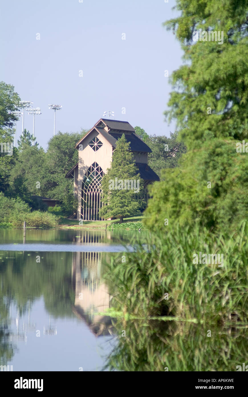The Baughman Center on lake Alice University of Florida campus ...