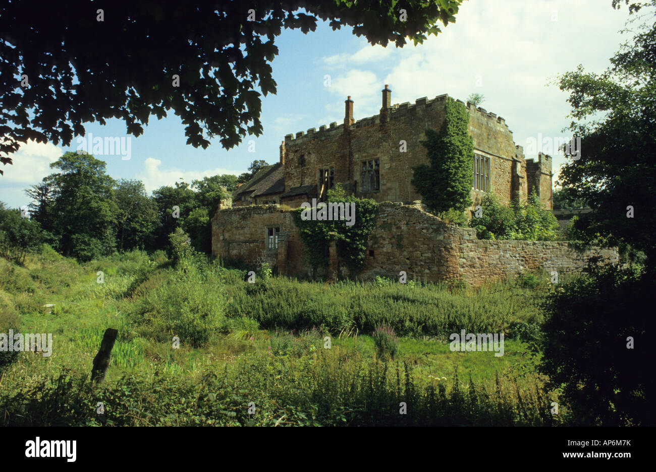 Nuneaton warwickshire hi-res stock photography and images - Alamy