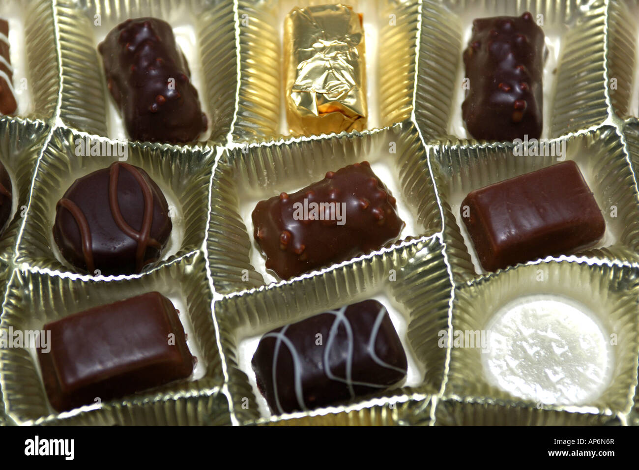 Individual chocolates hi-res stock photography and images - Alamy