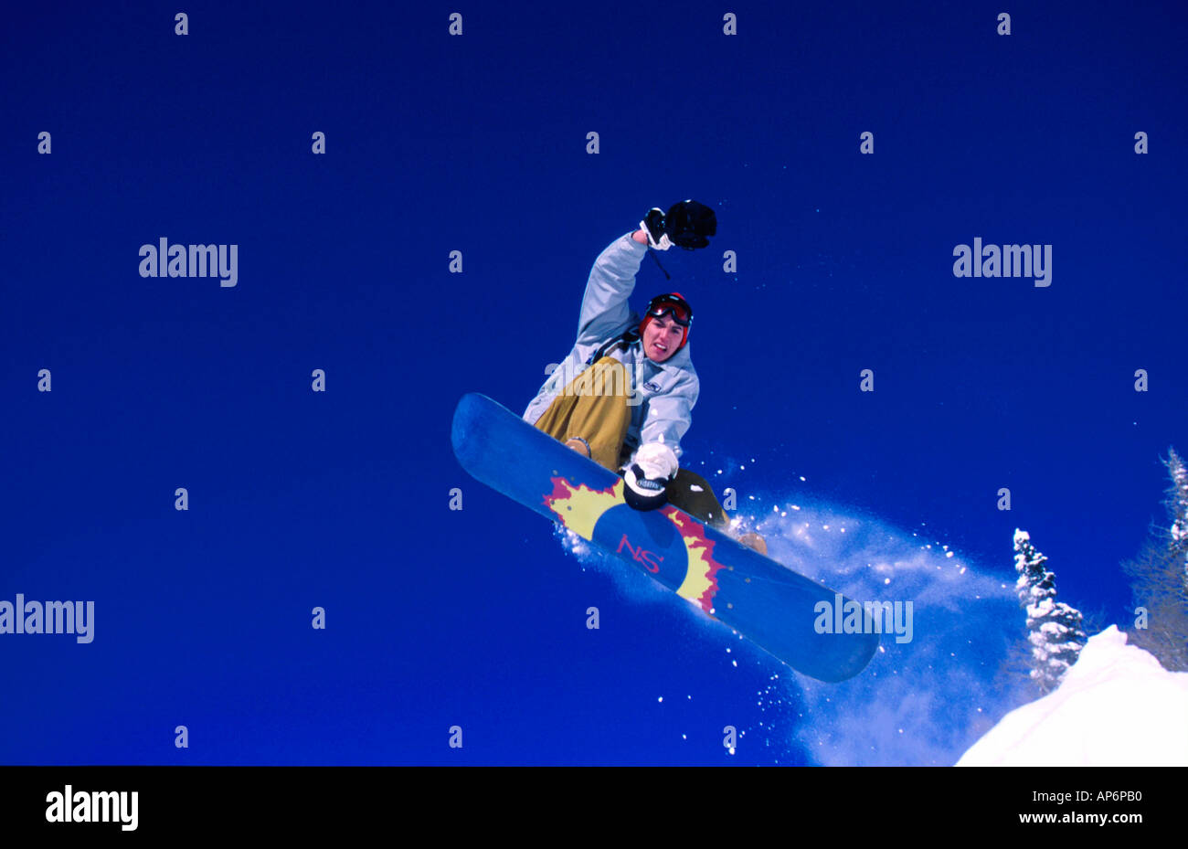 Snowboarding halfpipe hi-res stock photography and images - Alamy