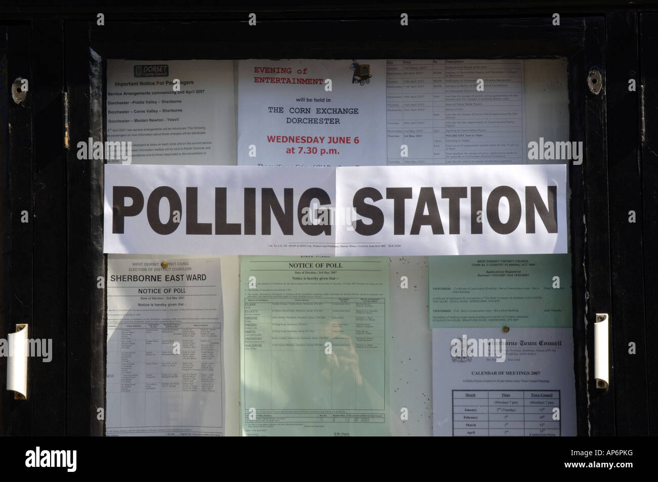Polling Station Sign at Election time Stock Photo - Alamy