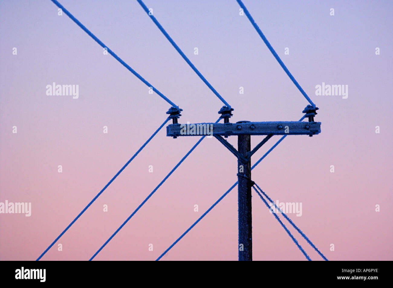 Telegraph link hi-res stock photography and images - Alamy