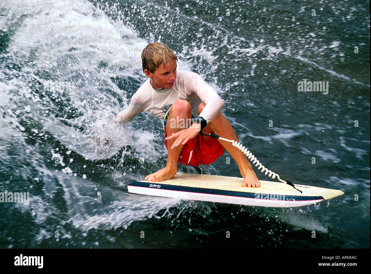 Child with boogie board hi-res stock photography and images - Alamy