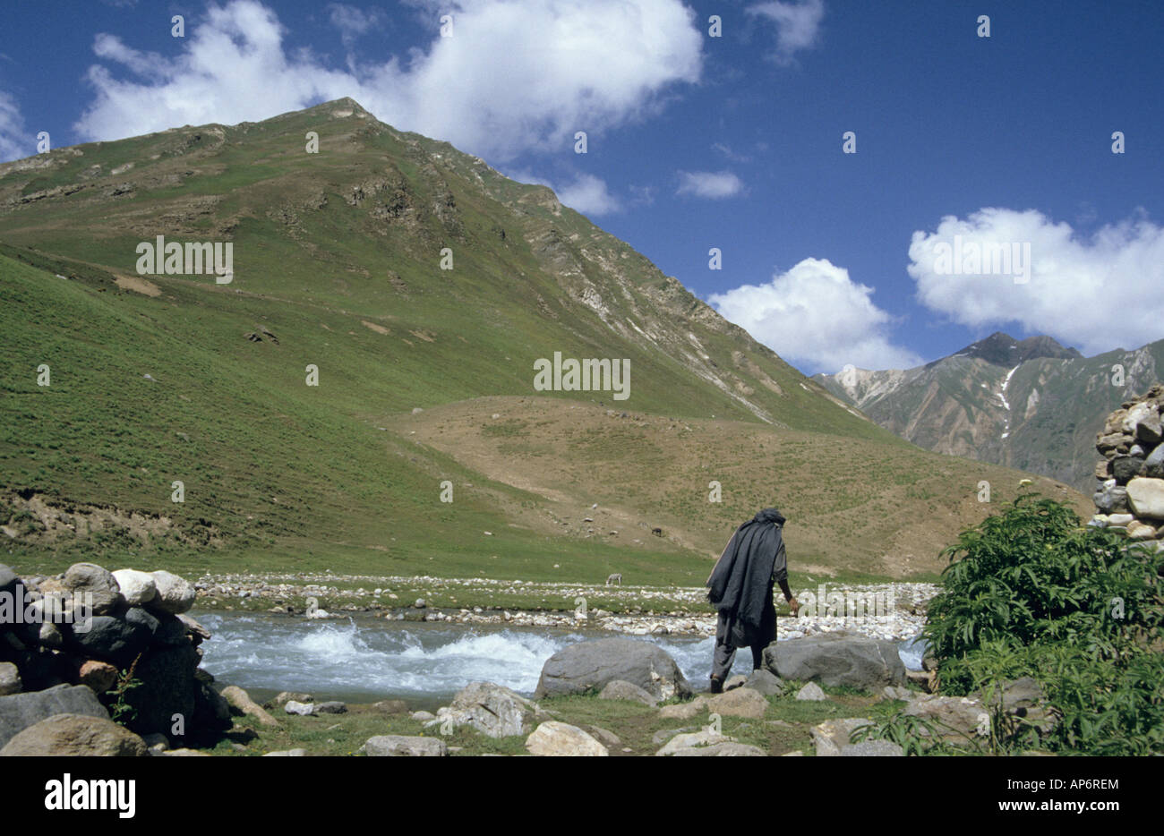 Pakistan Kaghan Valley Local Traveler Stock Photo - Alamy