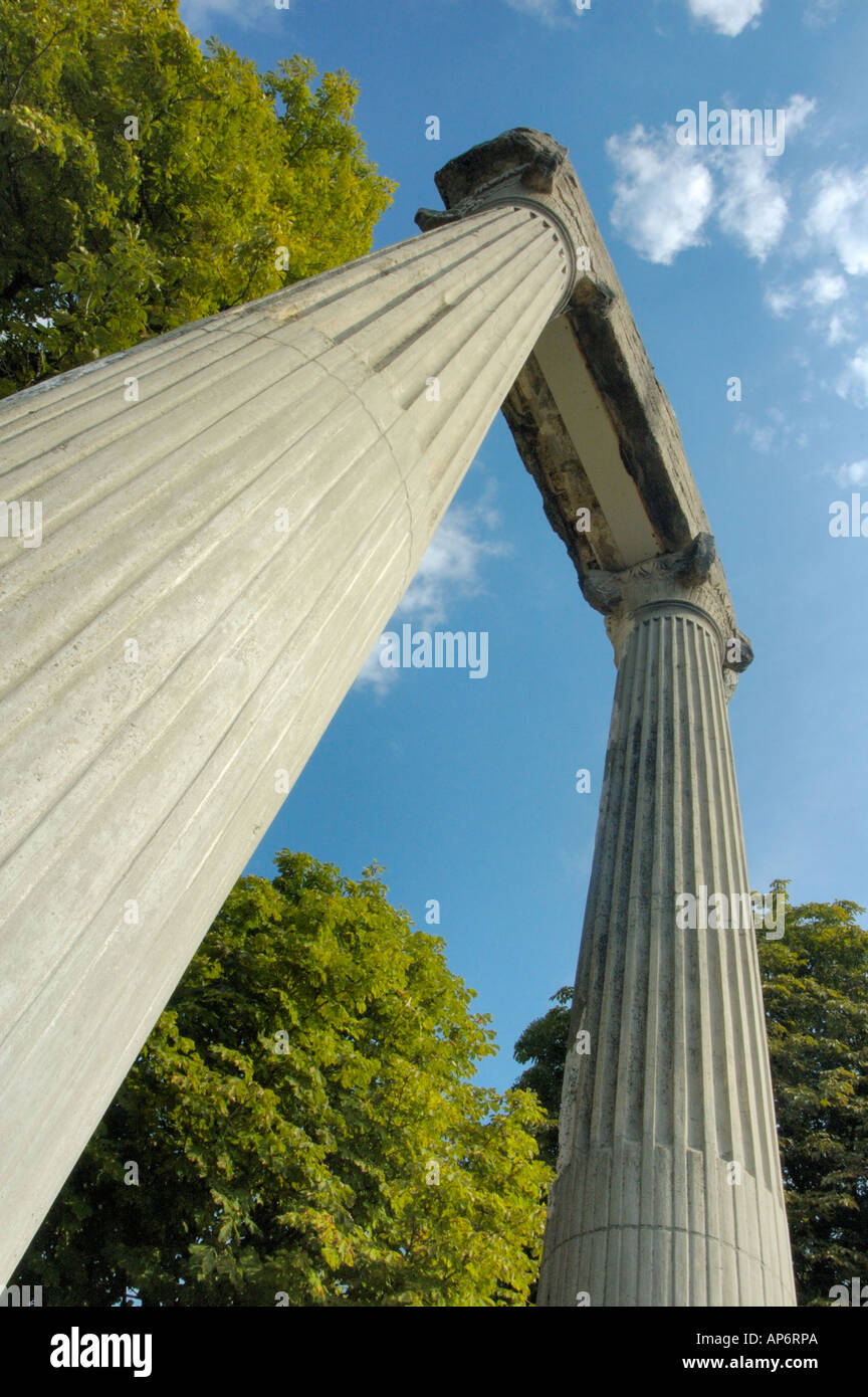 Corinthian column columns hi-res stock photography and images - Alamy