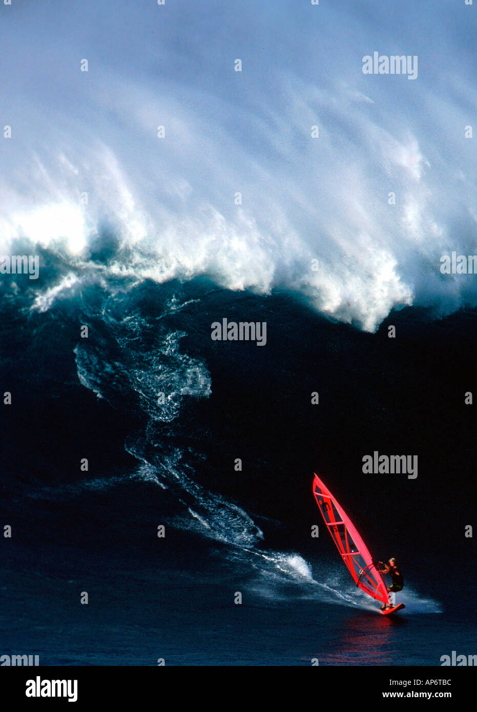 Windsurfing in Hawaii USA Robbie Naish USA Stock Photo - Alamy