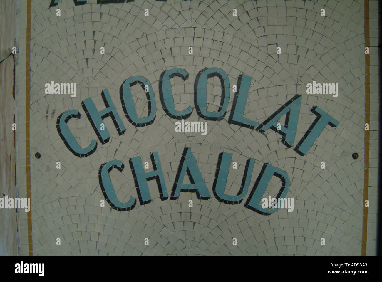Chocolat sign hi-res stock photography and images - Alamy
