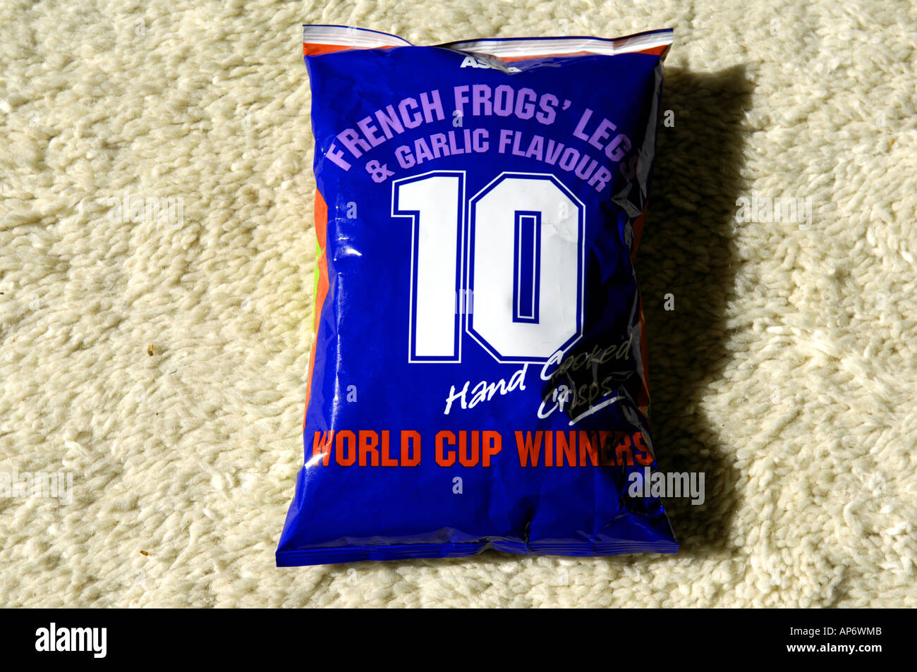 french frogs legs garlic flavour hand cooked crisps blue packet 10 ten ...