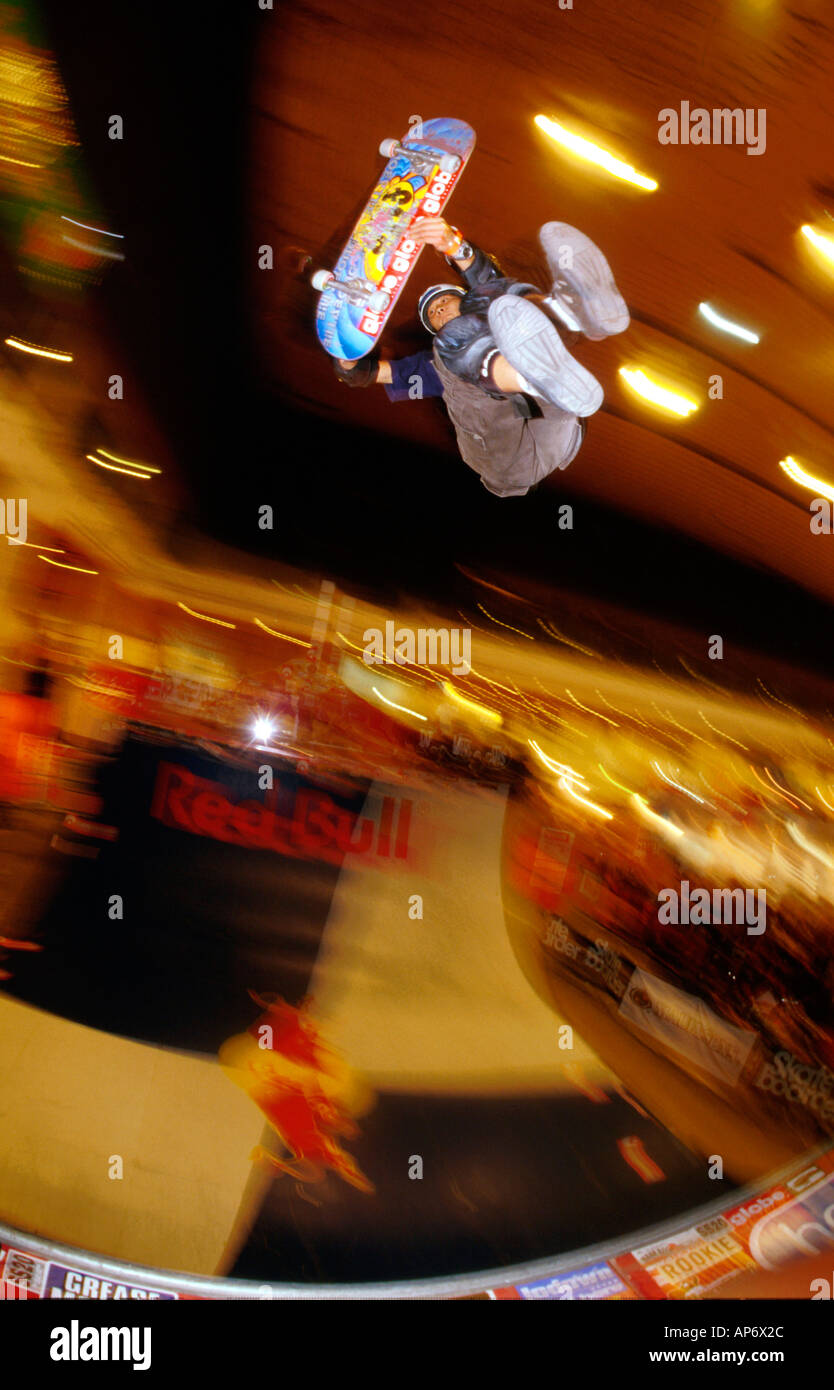 London skateboarding hi-res stock photography and images - Alamy