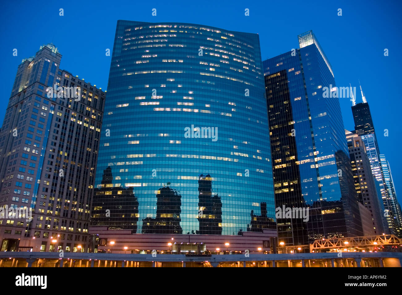 333 west wacker hi-res stock photography and images - Alamy