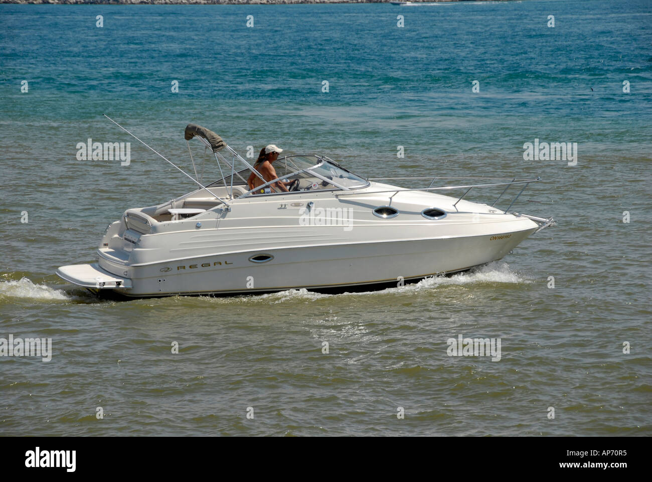 Recreational pleasure craft boating on Lake Huron and the St Clair ...